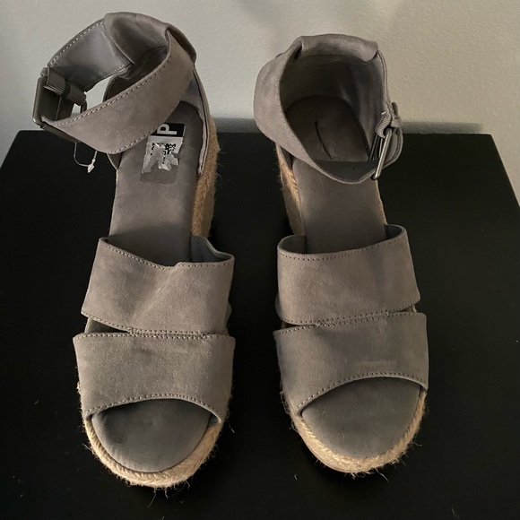 Universal Thread | Shoes | Universal Thread Womans Gray Espadrille ...